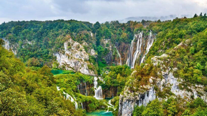 From Split: Transfer to Zagreb with Stop at Plitvice Lakes - Who Will Enjoy This Tour Most?