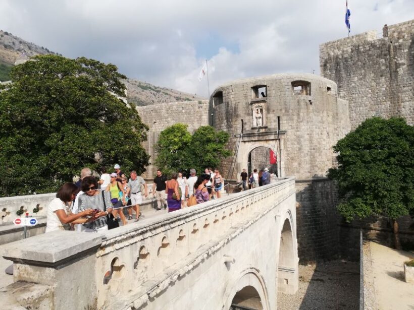 From Split/Trogir: Dubrovnik Guided Tour with a Stop in Ston - The Practicalities: Transportation, Guides, and Value