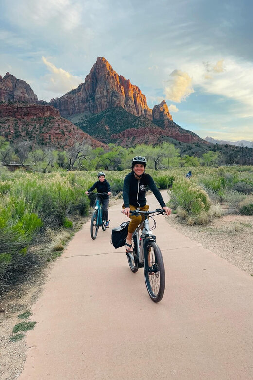 From Springdale: Zion Sunset Biking/eBiking Tour - The Experience for Different Travelers