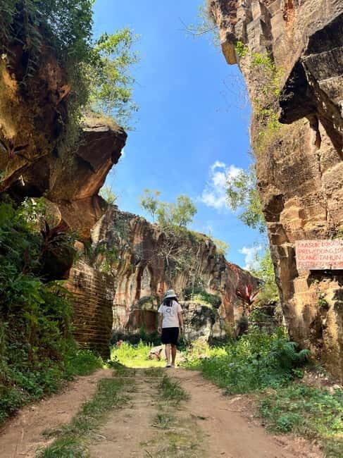 From Surabaya: Half Day Madura Private Tour with Lunch - Practical Information and Value