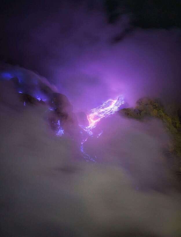 From Surabaya: Mount Bromo and Ijen 2D1N Shared Guided Tour - FAQs