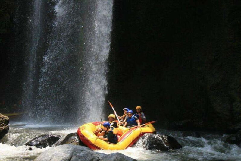 FROM SURABAYA: MOUNT BROMO, TUMPAK SEWU, RAFTING TOUR 3D2N - The Sum Up