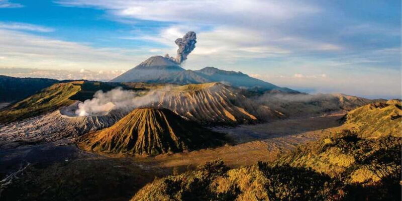 From Surabaya: Mt. Bromo Sunrise Private Trip - Witnessing the Bromo Sunrise: A Moment of Magic