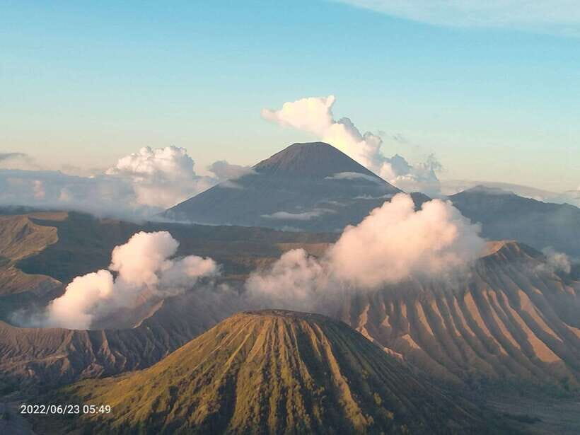 From Surabaya or Bali: Mount Bromo and Ijen all Inclusive - The Sum Up