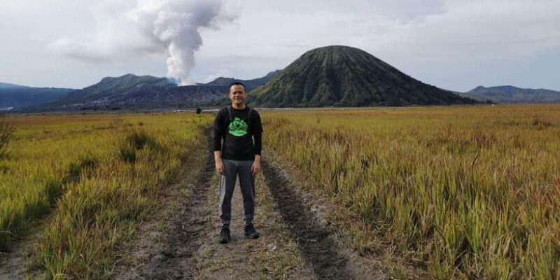 From Surabaya or Malang: Share Tour Bromo Midnight(12 hours) - Safety and Seasonal Considerations