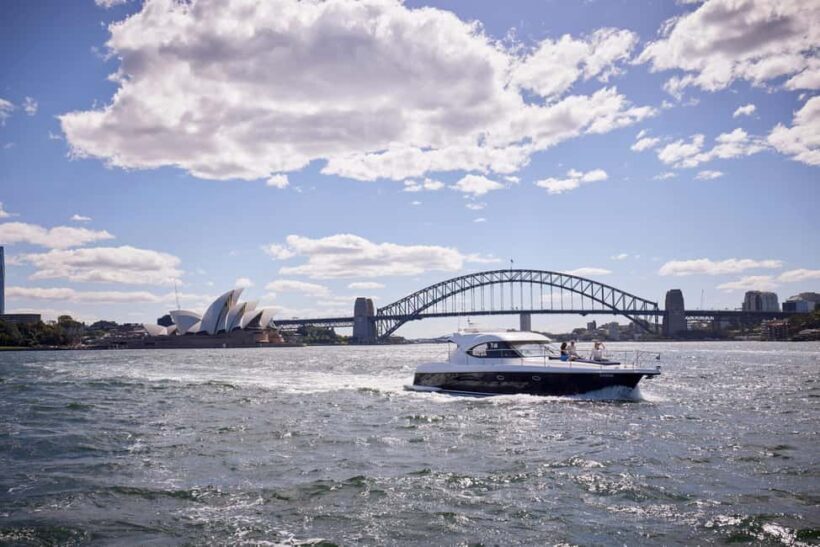 From Sydney: Luxury Hunter Valley Wine Tour with Fine Dining - The Itinerary: What You Can Expect