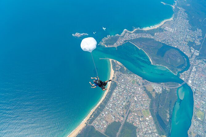 From Sydney: Tandem Skydive Experience over Newcastle Beach - Why This Tour Is a Great Choice