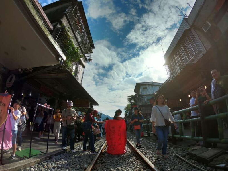 From Taipei: Private Scenic Tour to Jiufen, Yehliu & Pingxi - Frequently Asked Questions