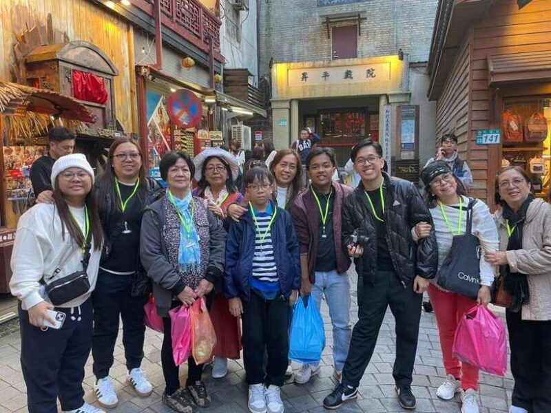 From Taipei: Shifen, Jiufen, and Yehliu Geopark Day Tour - Analyzing the Value