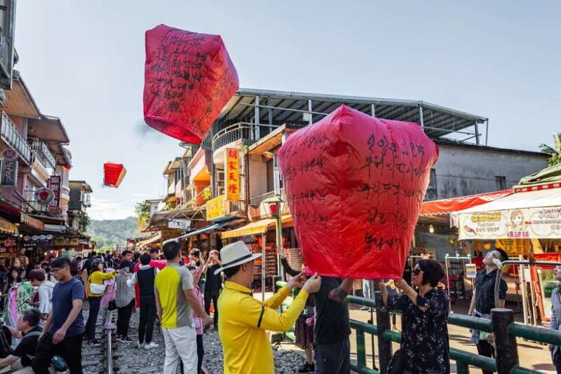 From Taipei: Shifen, Jiufen, and Yehliu Guided Day Trip - Authentic Experiences and Local Flavor