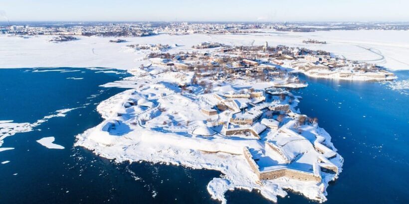 From Tallinn: Helsinki Day Trip with Ferry, Guide & VIP Car - FAQ