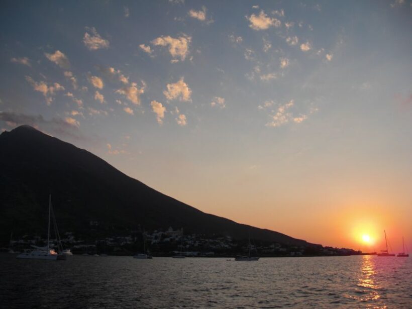 From Taormina: Chic Panarea and Stromboli Day Tour - The Itinerary: What to Expect