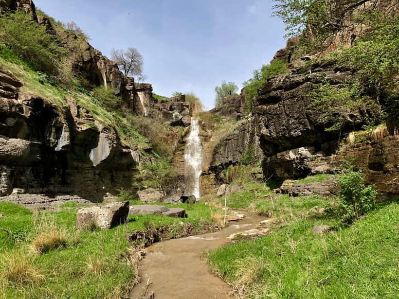 From Tashkent: Tavaksay Waterfall and Canyon Hiking Tour - Who Should Consider This Tour?