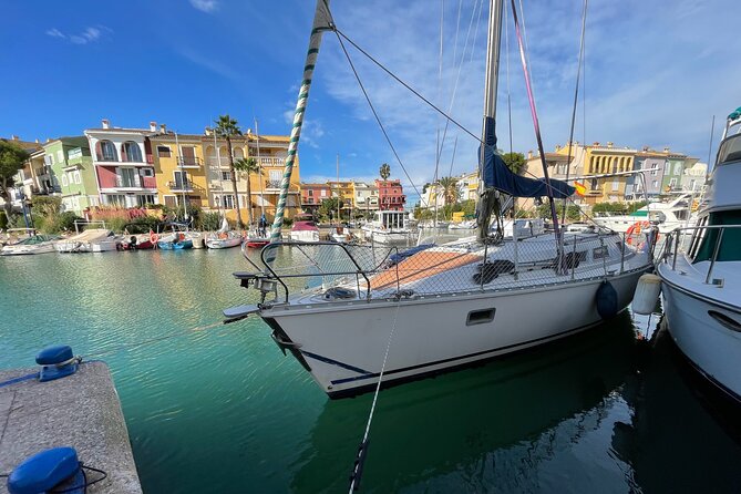 From the Old Town to the City of Arts Small Group Bike Tour - What the Reviews Say