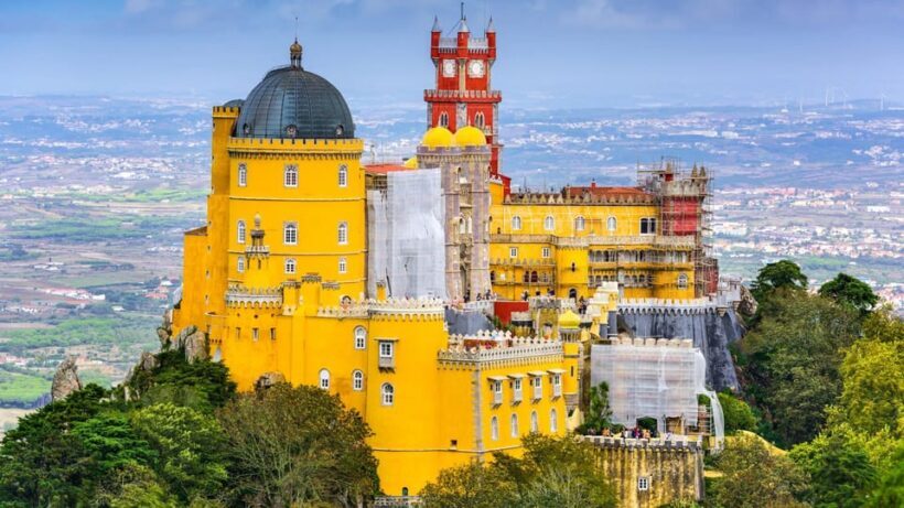 From/To Lisbon: Sintra Hop-on Hop-off Tickets + Audio Guide - FAQs
