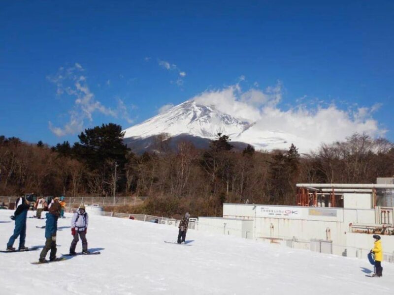 From Tokyo: Fuji Mountain Skiing and Hot Spring Day Trip - Hot Spring Experience