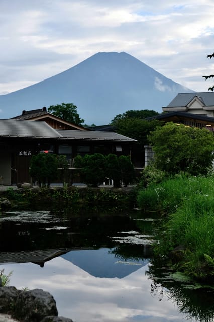 From Tokyo: Mount Fuji Instagram Spots 1-Day Private Tour - Visiting Arakurayama Sengen Park