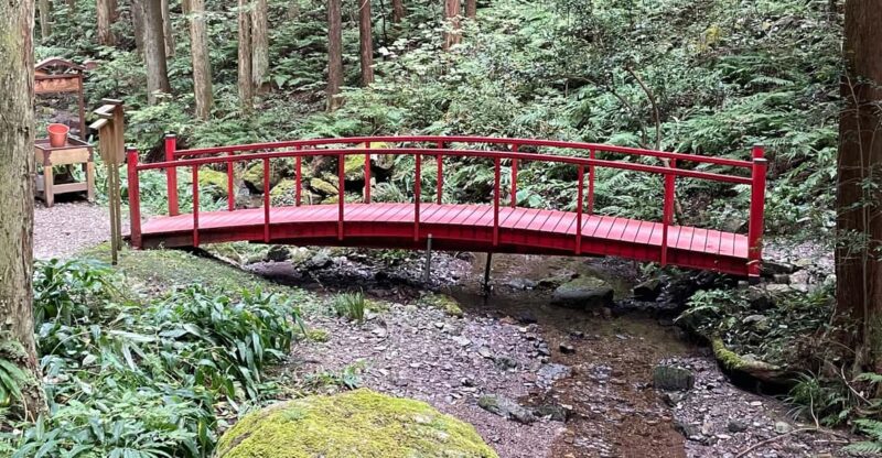 From Tokyo: Mountain Ridge Hike & Scenic Waterfall Day Tour - Getting to the Meeting Point