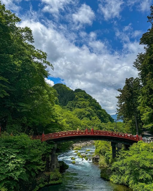 FROM TOKYO: NIKKO WORLD HERITAGE SIGHTS PRIVATE TOUR - Shinkyo Bridge