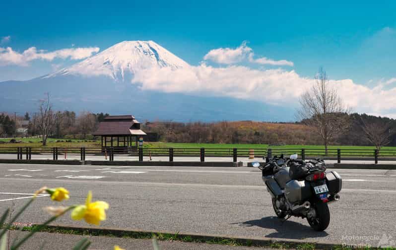 From Tokyo: Private Motorcycle Tour - Fuji, Hakone, Onsen - Key Points