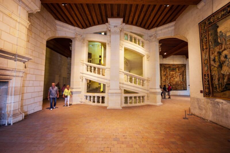 From Tours: Chenonceau and Chambord Castles Guided Tour - The Sum Up