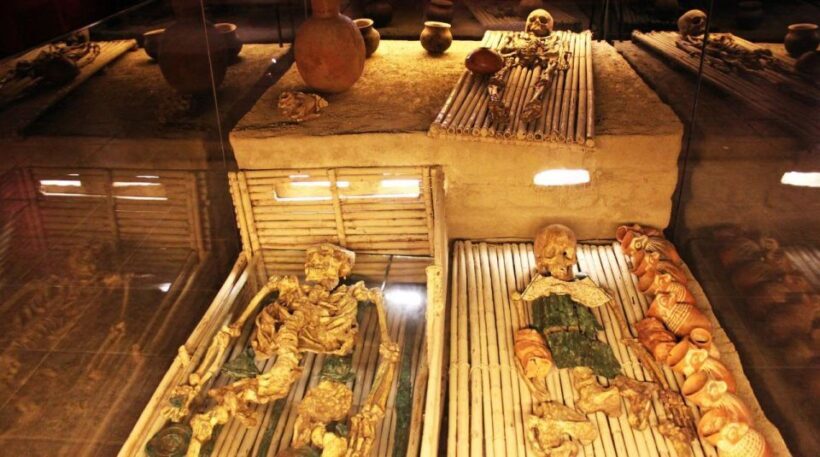 From Trujillo: Temple of the Moon and Sun and Chan Chan - The Itinerary: A Closer Look at the Day