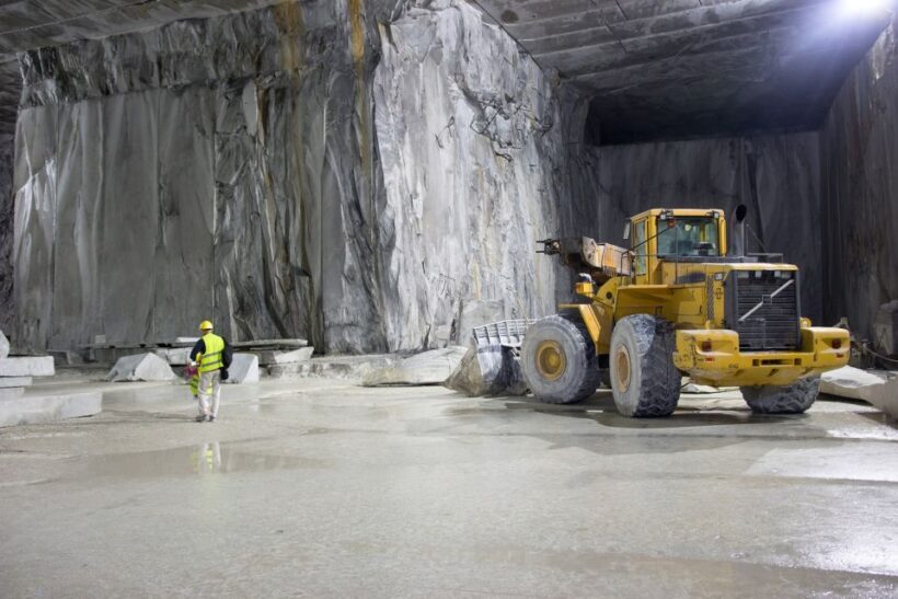From Tuscany Carrara: Marble Quarries Tour by Jeep - Going Underground: An Inside Look at Marble Mining