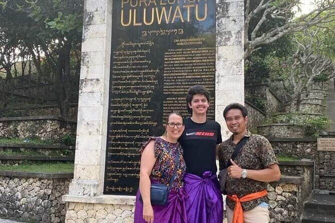 From Ubud to Uluwatu Private Hotel Transfer - Key Points