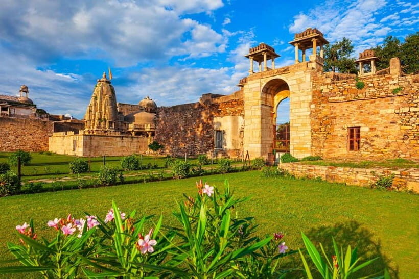 From Udaipur: Chittorgarh Fort Trip with Pushkar Drop-off - Transportation and Timing