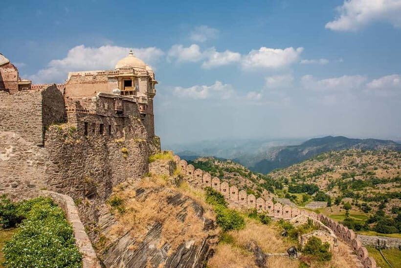 From Udaipur: Kumbhalgarh and Ranakpur Temple Day Excursion - Authentic Experiences and Traveler Feedback