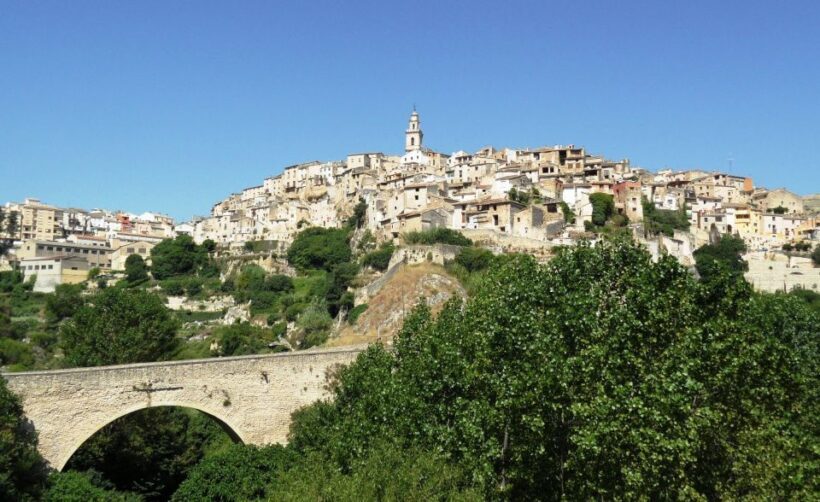 From Valencia: Bocairent and Covetes dels Moros Day Trip - FAQ