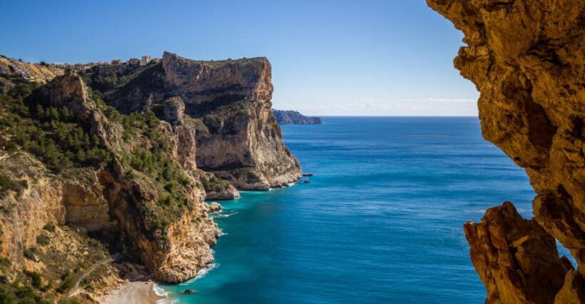 From Valencia: Cala del Moraig Hiking & Beach Trip - The Hike to Cala Llebeig