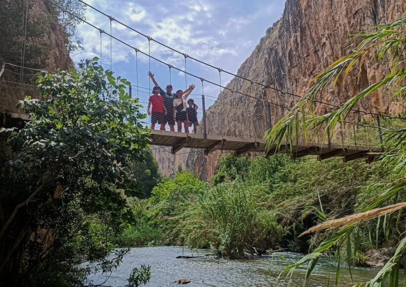 From Valencia: Chulilla, Turia Canyon, Hanging bridges... - Exploring the Natural Wonders Outside Valencia: Chulilla, Turia Canyon, and Hanging Bridges