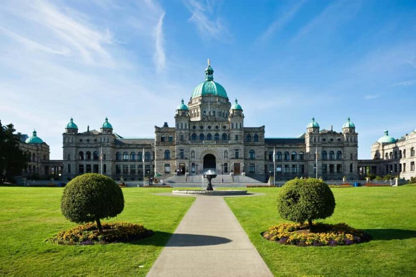 From Vancouver: Full-Day Victoria Tour with Ferry Ticket - Who Is This Tour Best For?