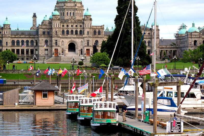 From Vancouver: Victoria City and Butchart Gardens Tour - A Scenic Drive Along Beach Avenue
