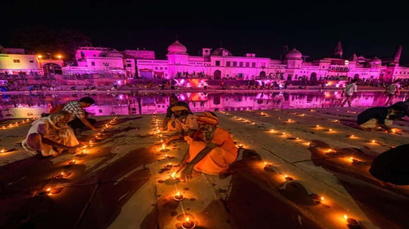 From Varanasi: Ayodhya Guided Day Tour - Analyzing the Value