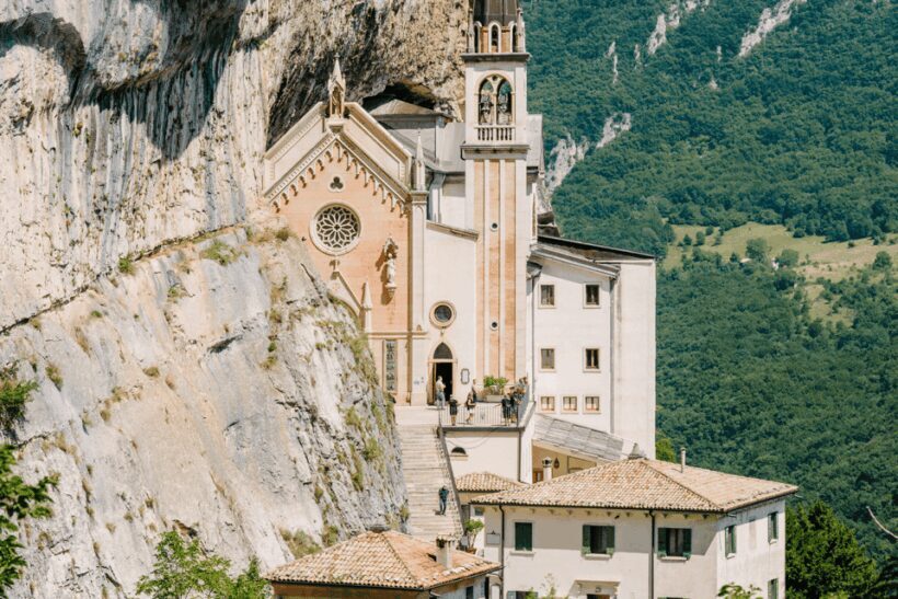 From Verona: Day tour to Madonna della Corona - Exploring the Itinerary