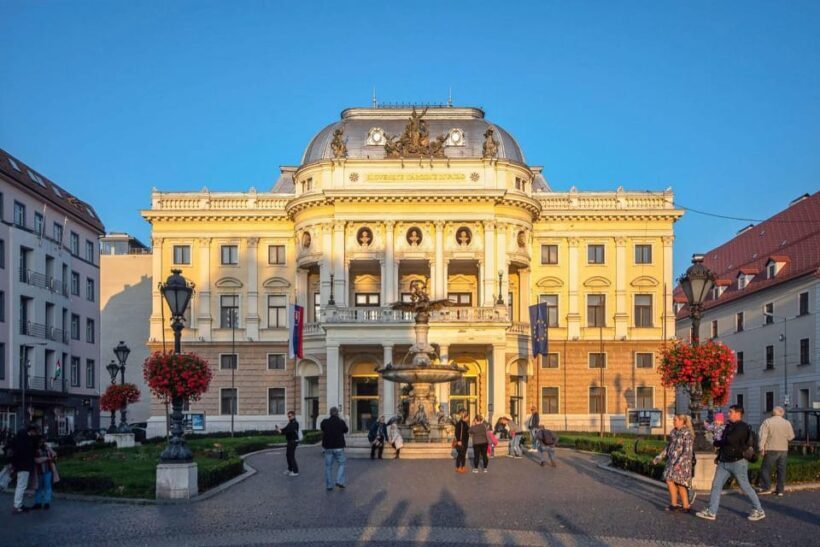 From Vienna: Bratislava City Highlights Trip - Key Points
