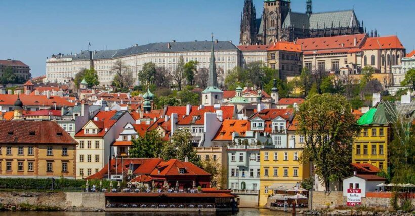From Vienna: Full-Day Private Trip to Prague - Starting the Day: Easy Pickup and Comfortable Travel