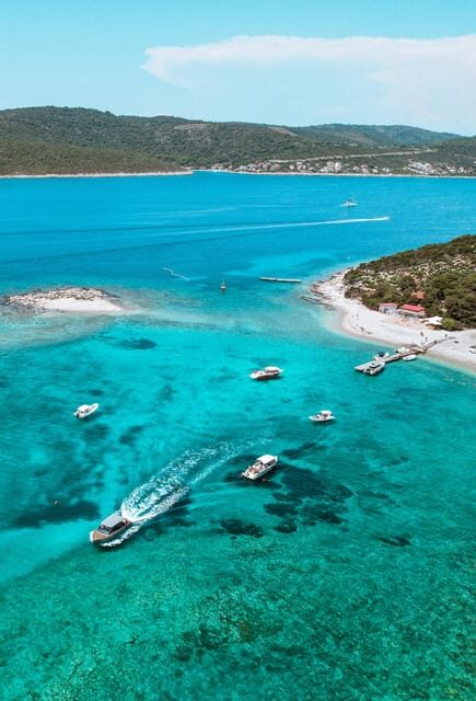 From Vis: Speed boat tour along south shore Of Vis - Key Points