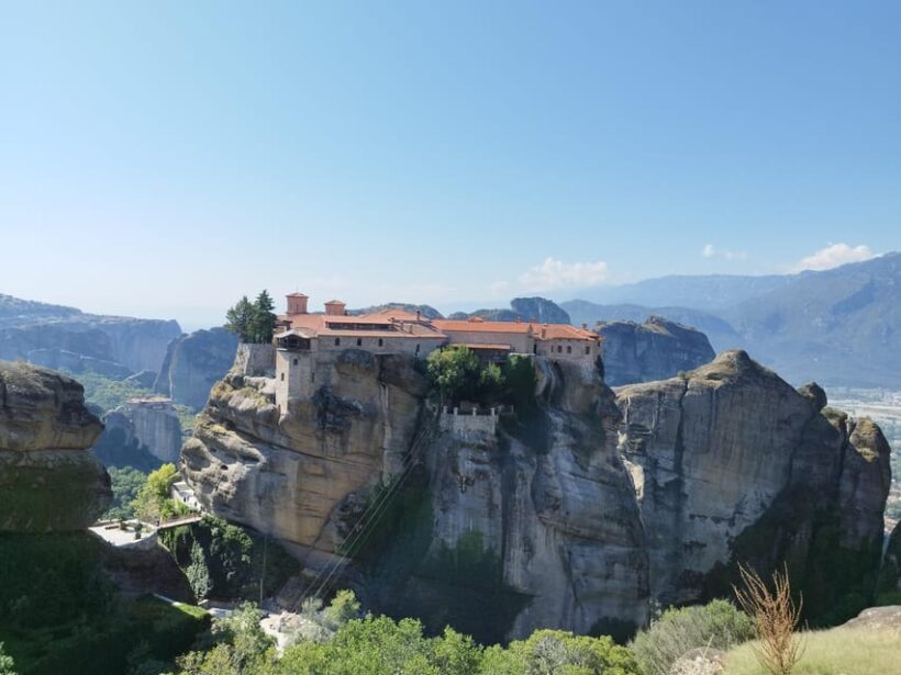 From Volos : Meteora Monasteries and Rocks Guided Tour - Who Should Consider This Tour?