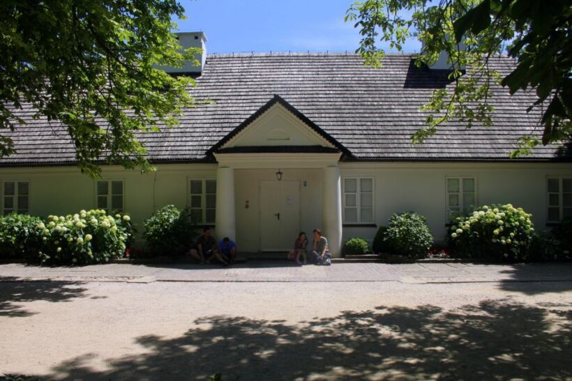 From Warsaw: Tour to Chopin's Birthplace - elazowa Wola - Practical Details and Considerations