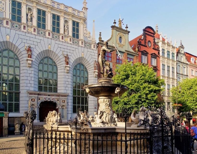 From Warsaw: Tour to Malbork Castle and Gdansk or Sopot - Value and Practical Considerations