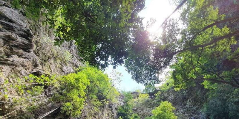 From Yogyakarta: 2Day Temple, Sunrise Volcano, and Cave Tour - Key Points