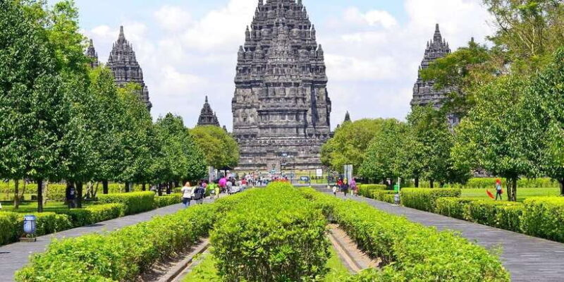 From Yogyakarta: 2Day Temple, Sunrise Volcano, and Cave Tour - The Experience in Detail