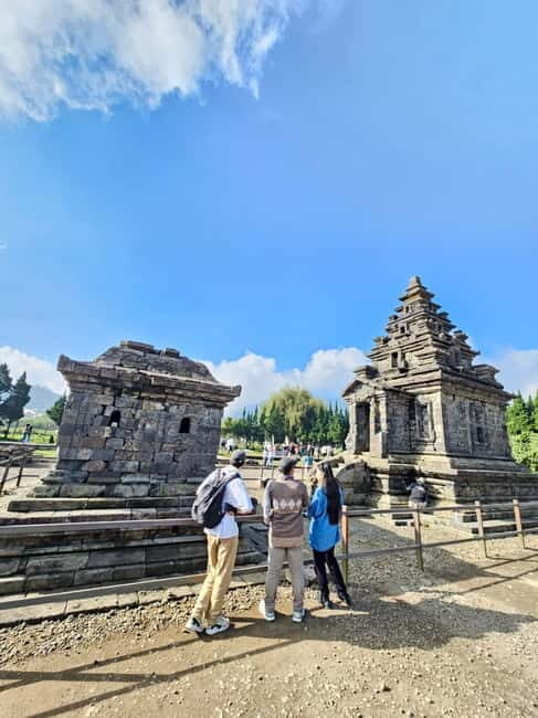 From Yogyakarta: Dieng Plateau & Gastronomy Tour & Transfer - Sacred Spring and Ritual Cleansing