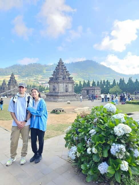From Yogyakarta: Dieng Plateau & Gastronomy Tour & Transfer - Culinary Stop in Magelang