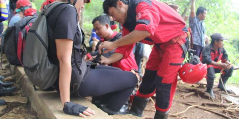 From Yogyakarta: Jomblang Cave Day Tour No Hidden Cost - The Experience Provider and Reviews