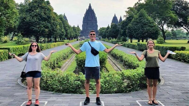 From Yogyakarta: Prambanan Temple Guided Tour - Exploring the Majestic Prambanan Temple