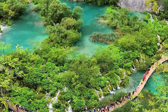 From Zadar: Plitvice Lakes Guided Day Tour With Tickets - Tour Inclusions and Amenities